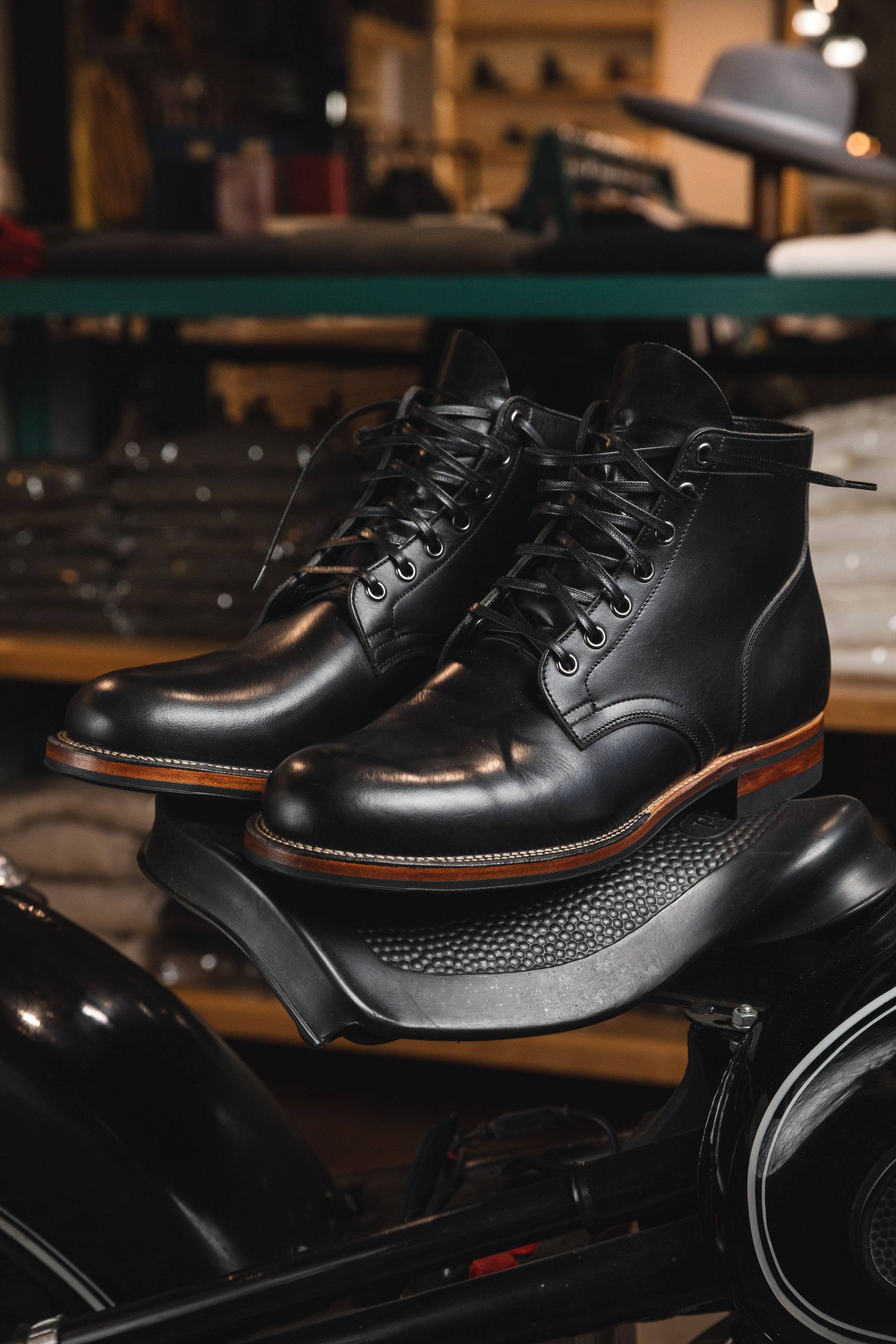 Viberg - Service Boot - 2030 Last - Black Chromexcel